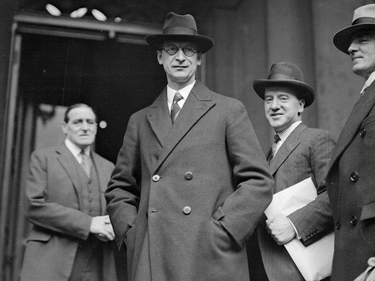 An Old Charmer: Meeting Eamon de Valera, Uachtarán na hÉireann, in ...